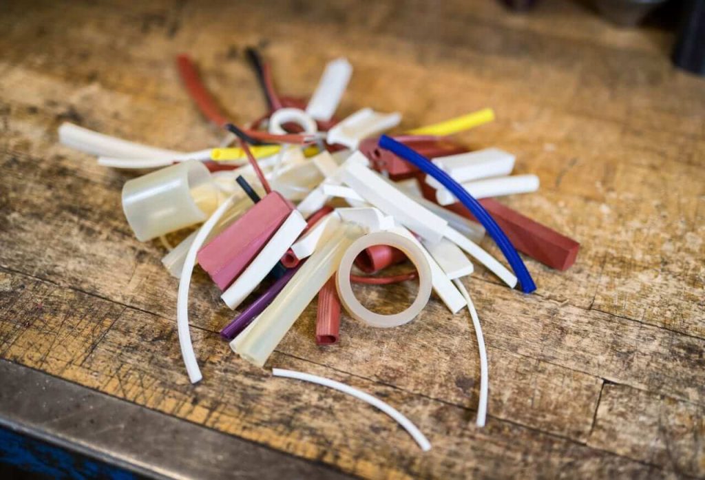 Extruded strips and profiles in rubber | Dansk Gummi Industri